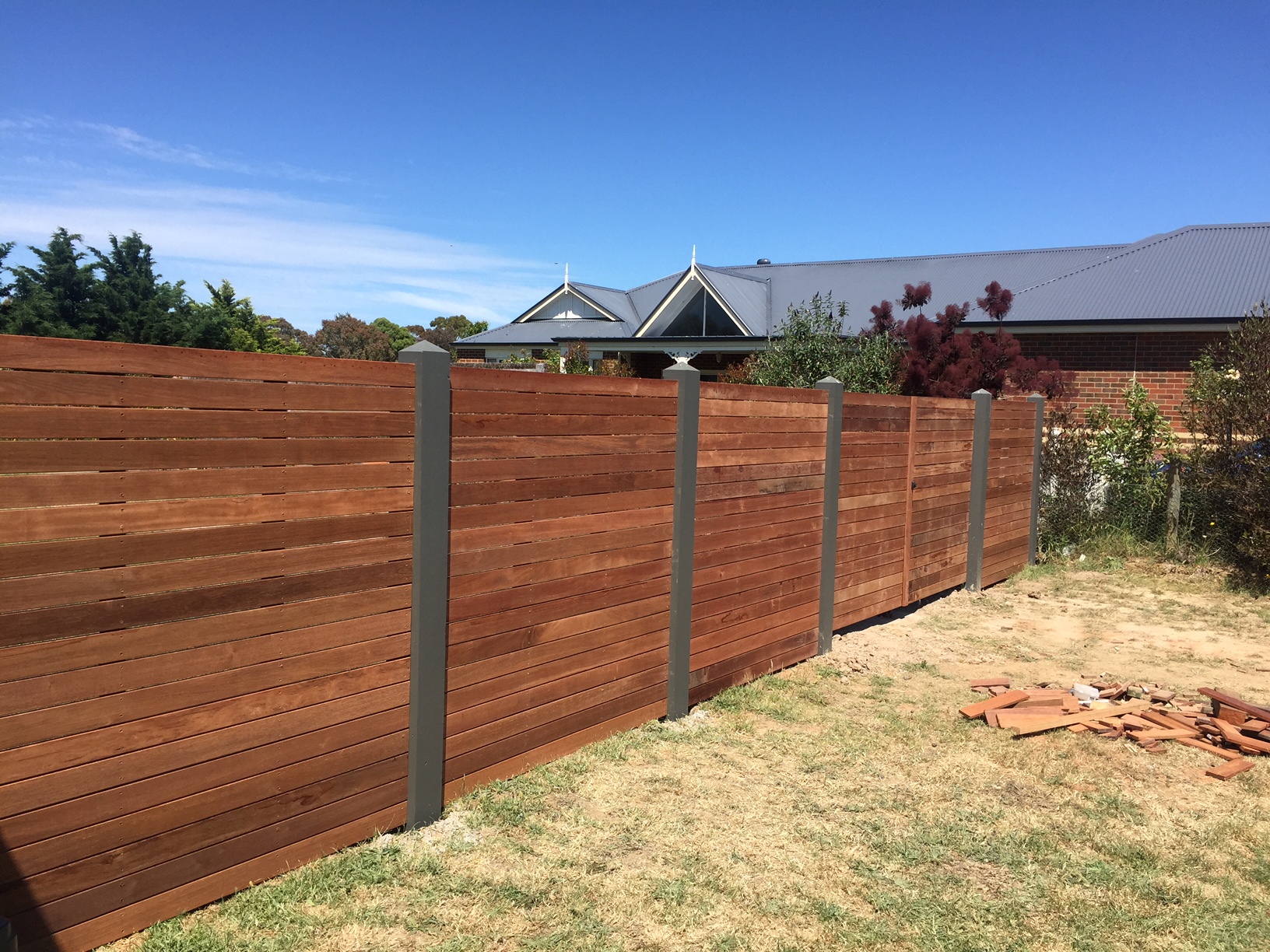MERBAU SCREEN FENCE | SLATERbuilt